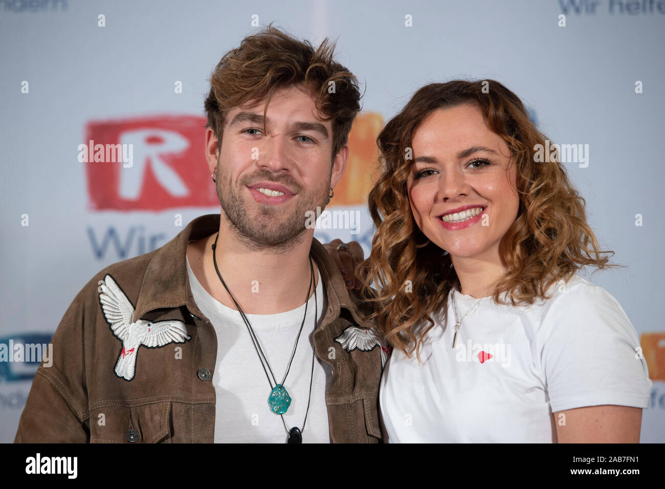 Huerth, Deutschland. 22nd Nov, 2019. Yvonne PFERRER, Actress, Jeremy ...