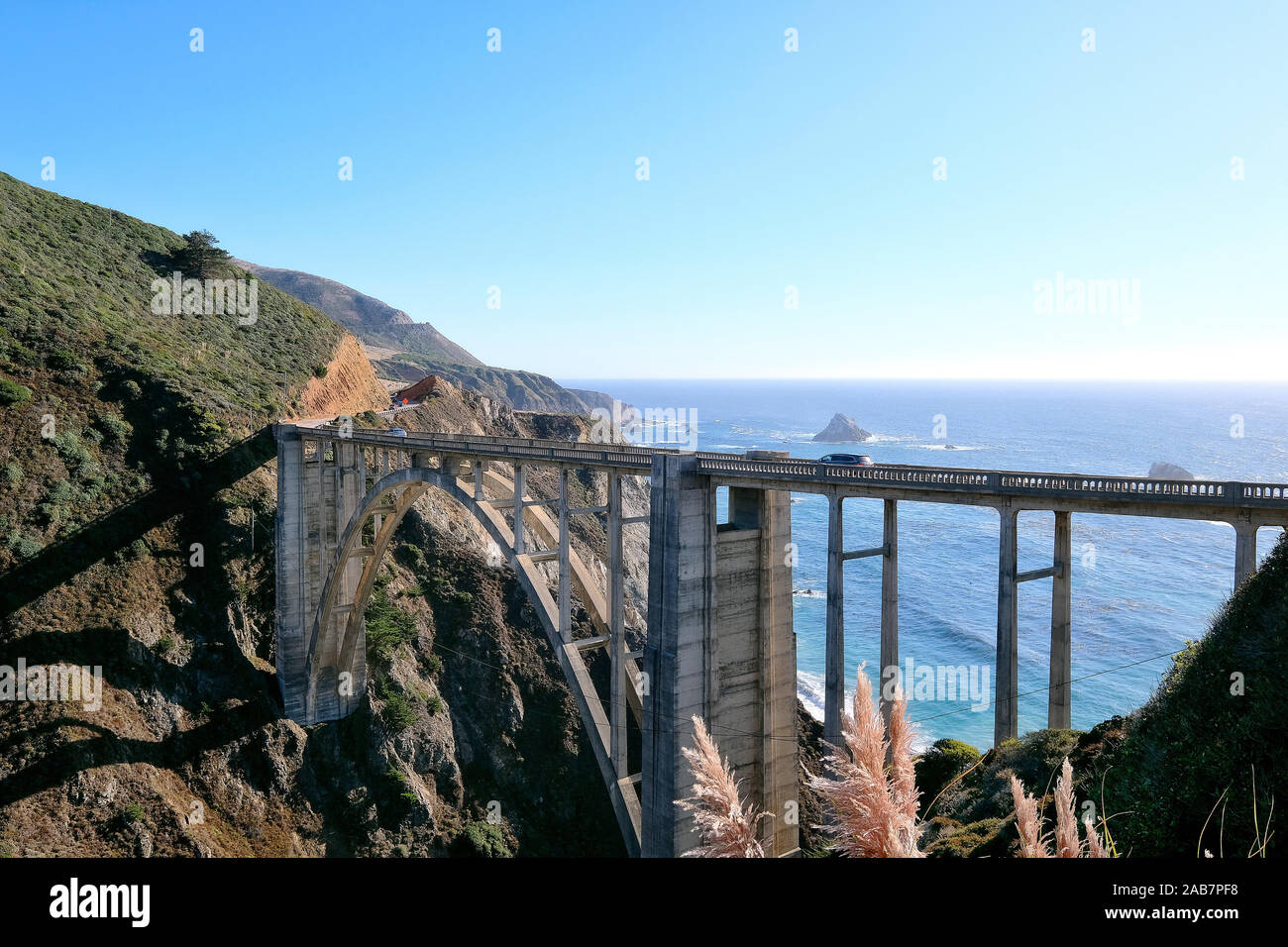 Bixby Creek Bridge, concrete arch bridge at California State Route 1 ...