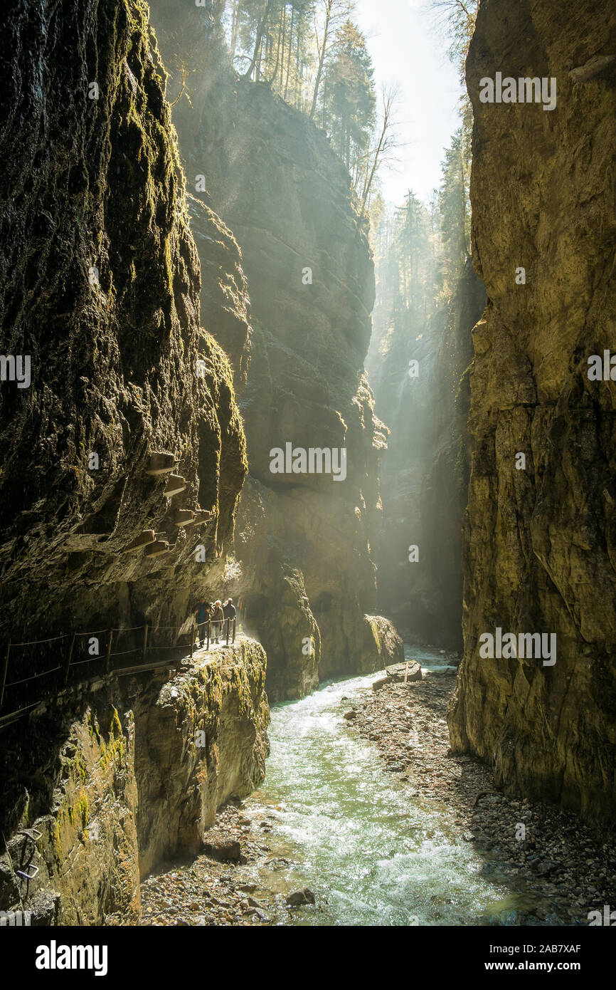 Die Partnachklamm in Garmisch-Partenkirchen, Bayern Stock Photo - Alamy