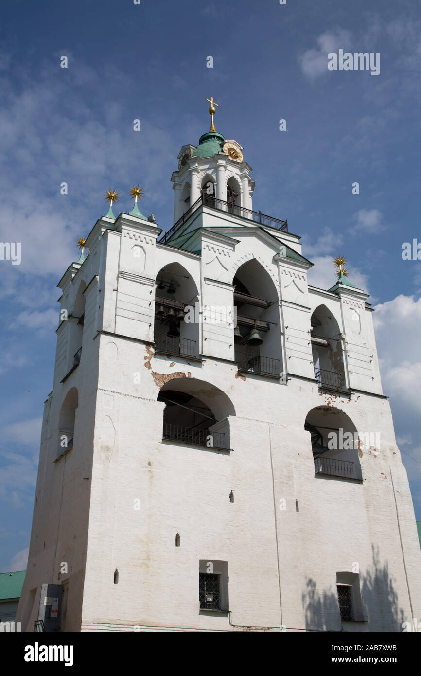 Yaroslavl russia monastery hi-res stock photography and images - Alamy