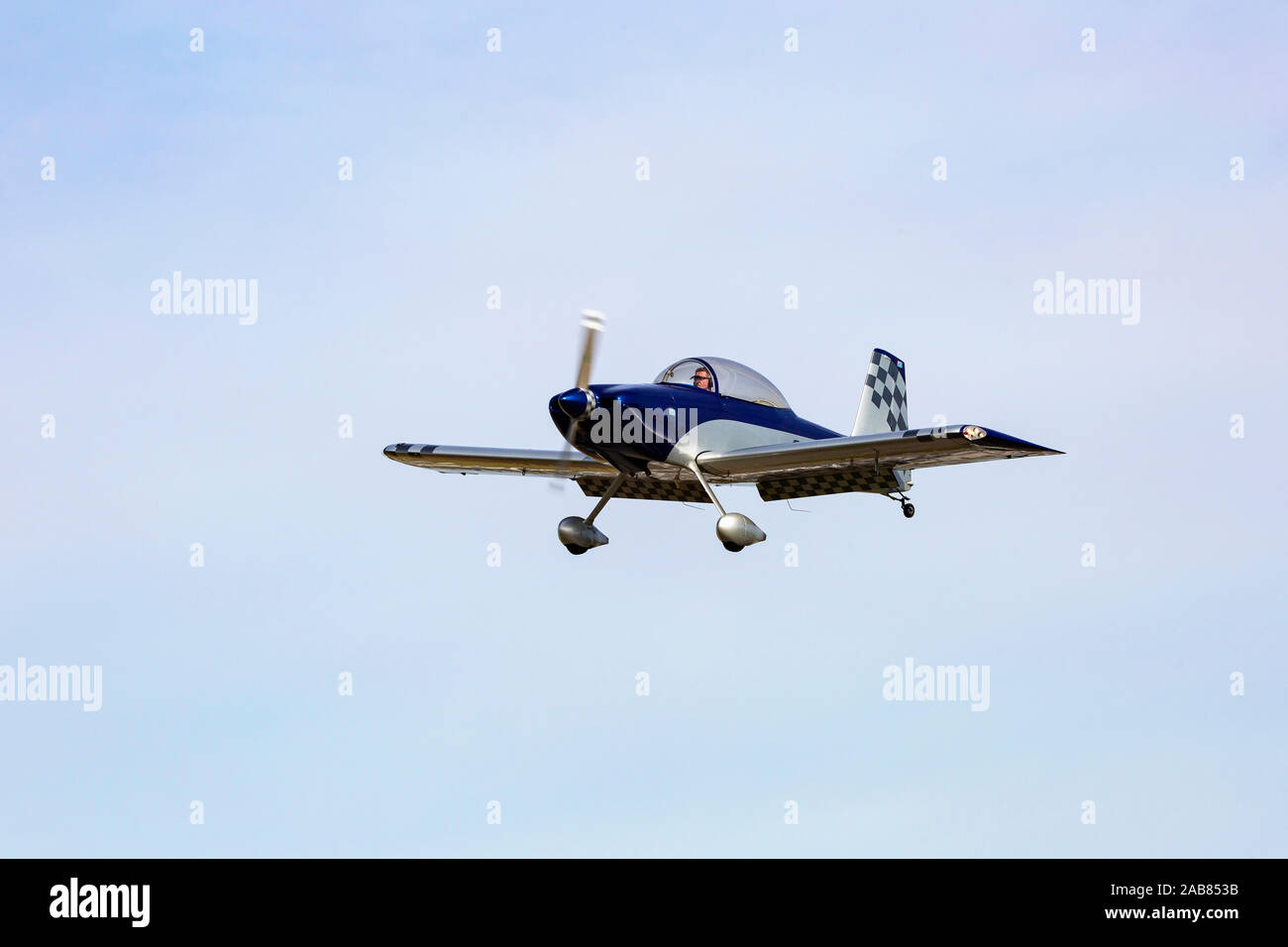 Three wheel vans hi-res stock photography and images - Alamy