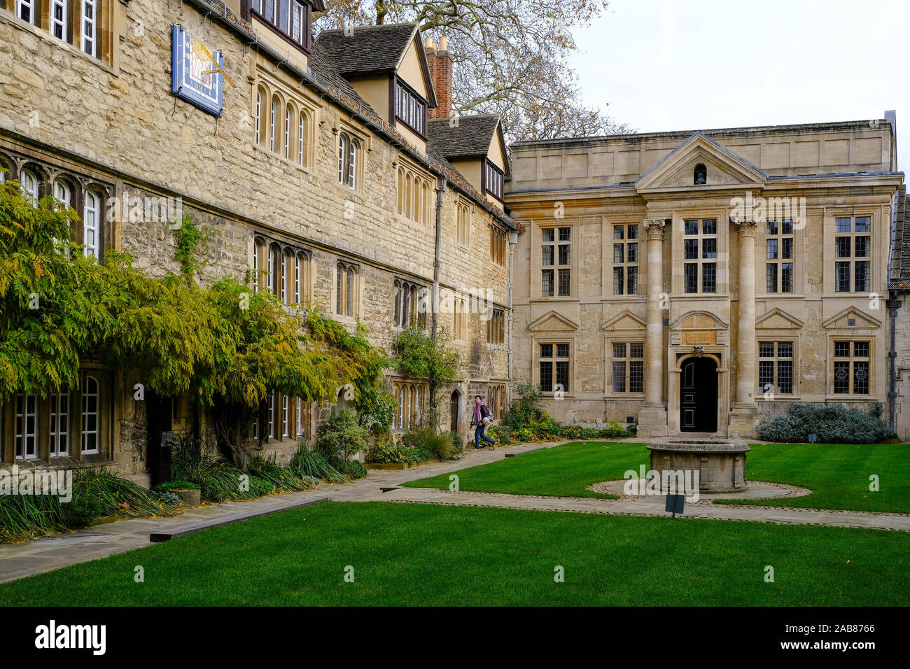 Oxford University St Edmund Hall High Resolution Stock Photography and ...
