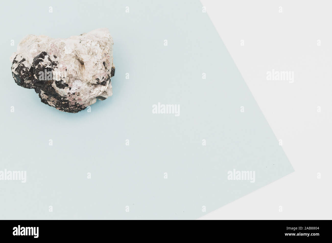 mineralogy science - rock sample Stock Photo - Alamy