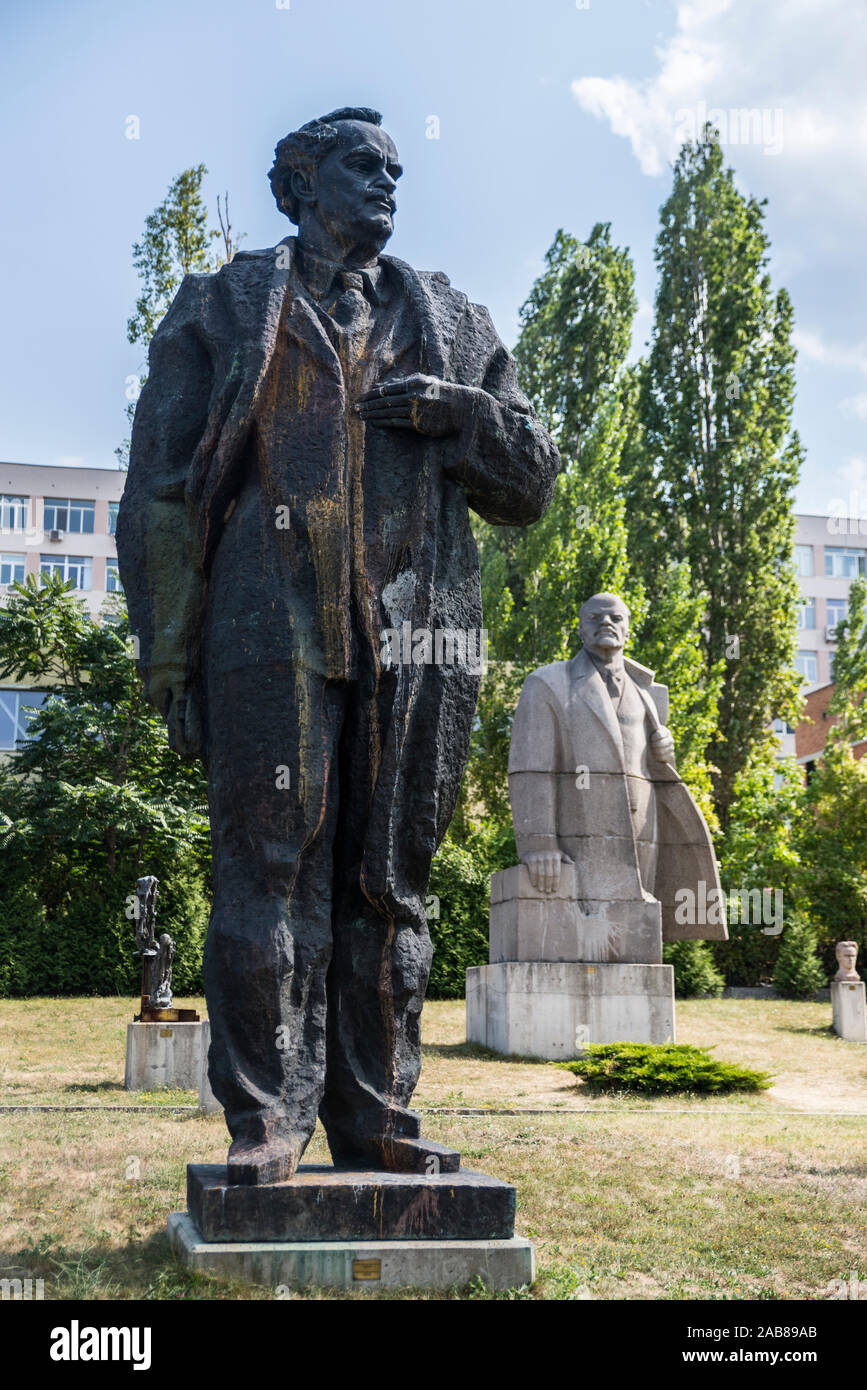 Giorgio Dimitrov statue, Museum of Socialist Art, Sofia, Bulgaria Stock ...