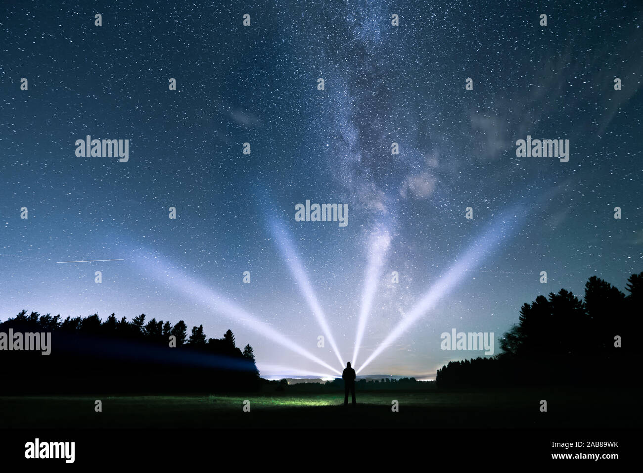 Flashlight long exposure hi-res stock photography and images - Alamy