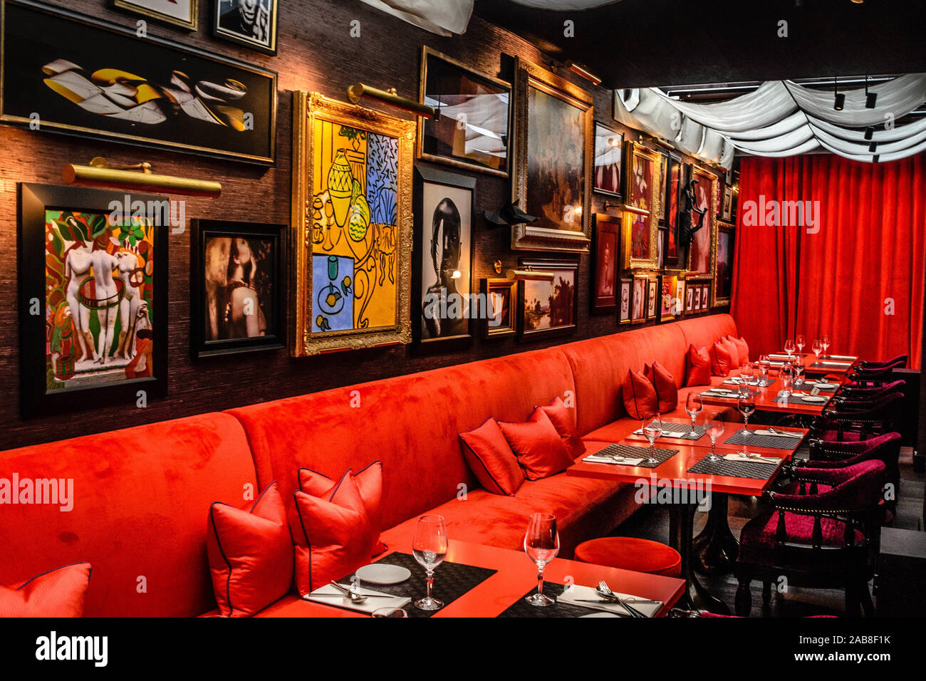 interior design of beautiful lounge bar restaurant with table seating ...