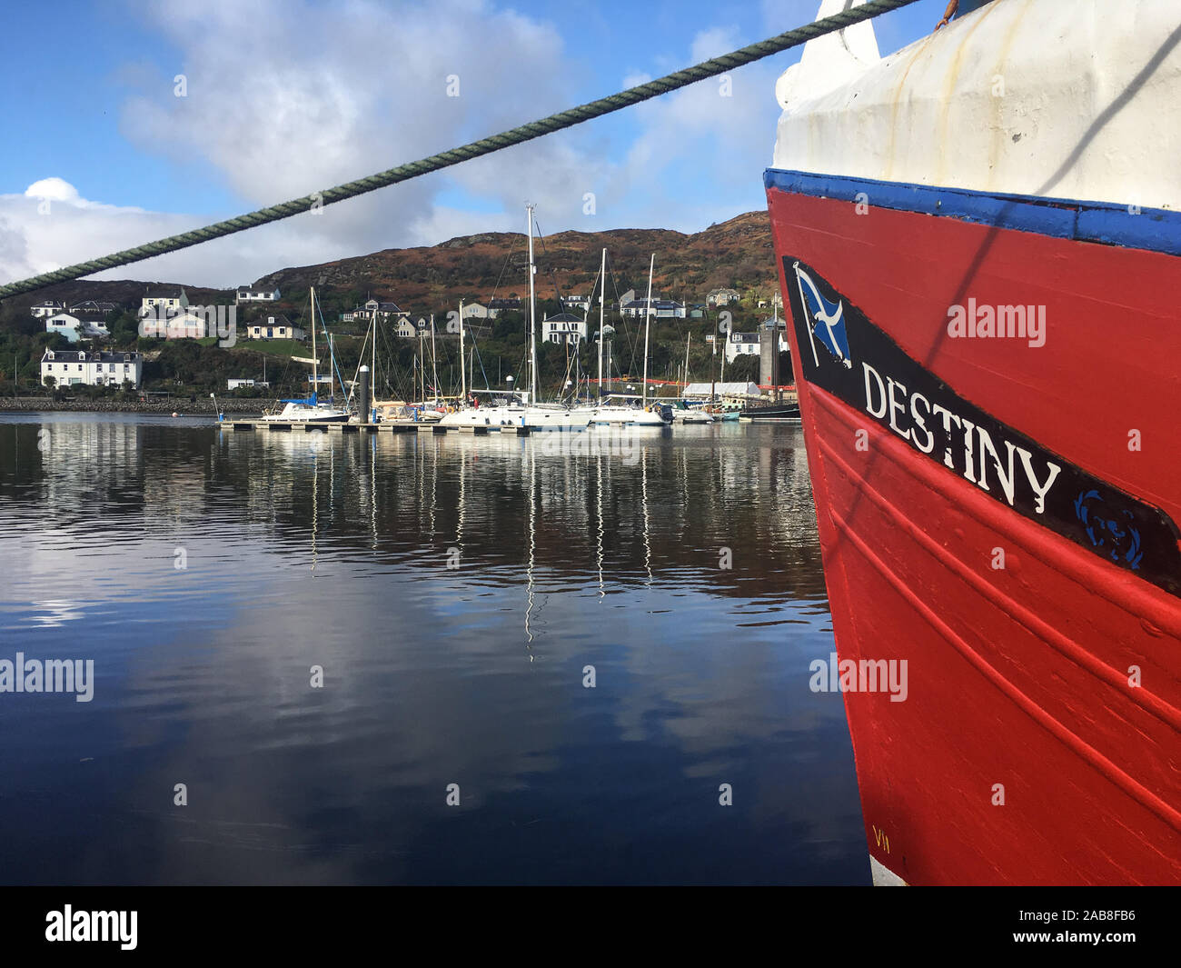 Tarbert loch fyne scotland boat hi-res stock photography and images - Alamy