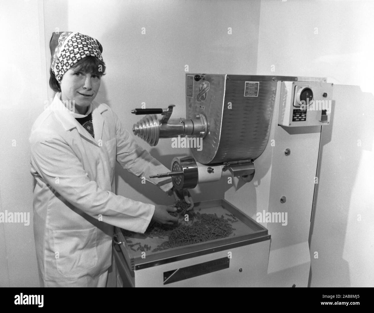 Factory 1980s england Black and White Stock Photos & Images - Alamy