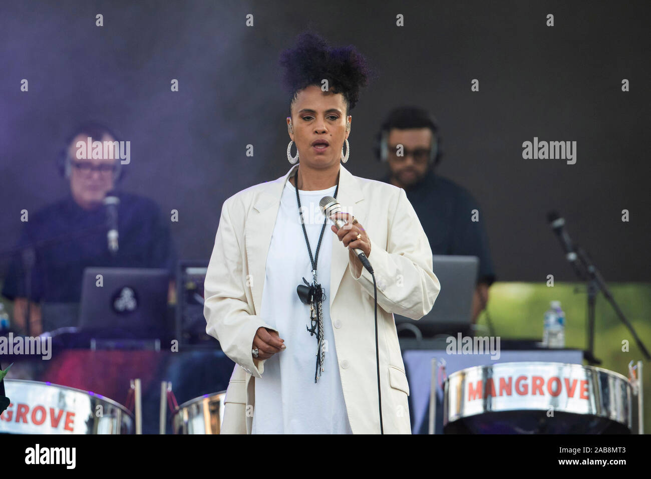 Neneh cherry hi-res stock photography and images - Alamy