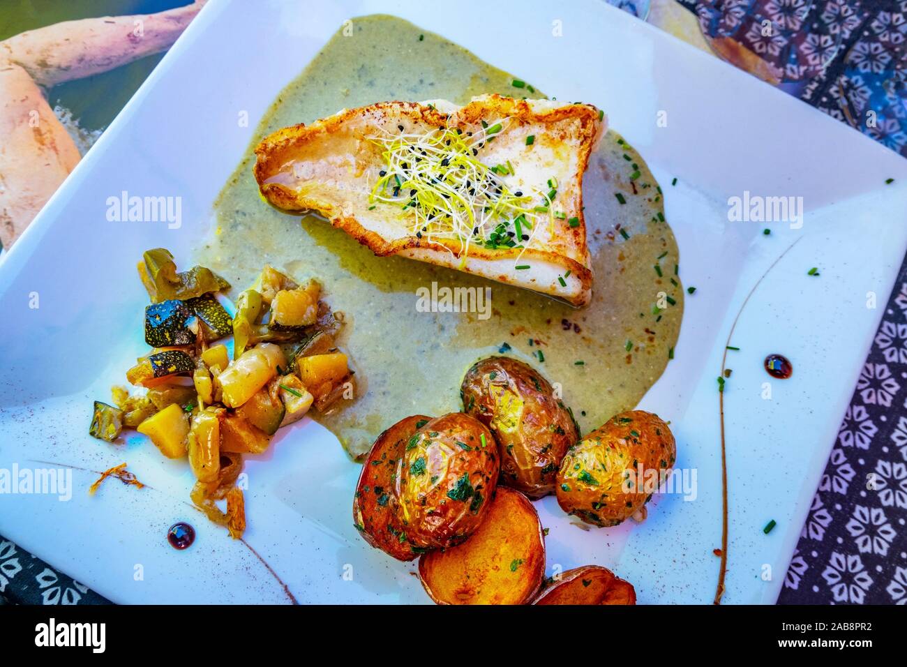 At large member hi-res stock photography and images - Alamy