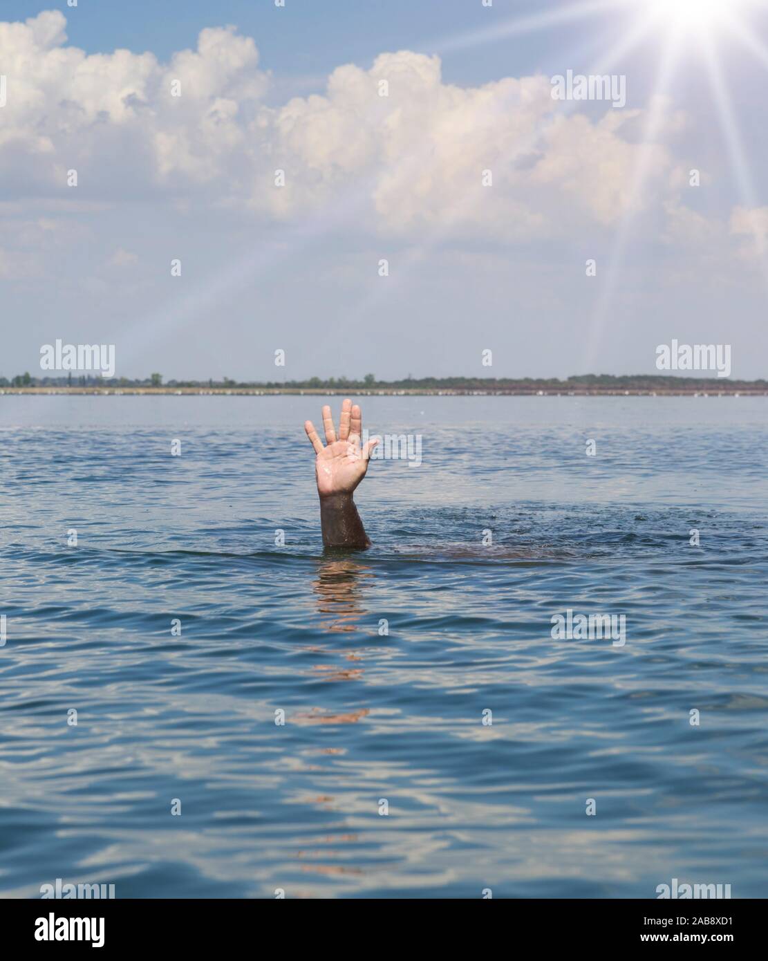 Water human right sign hi-res stock photography and images - Alamy
