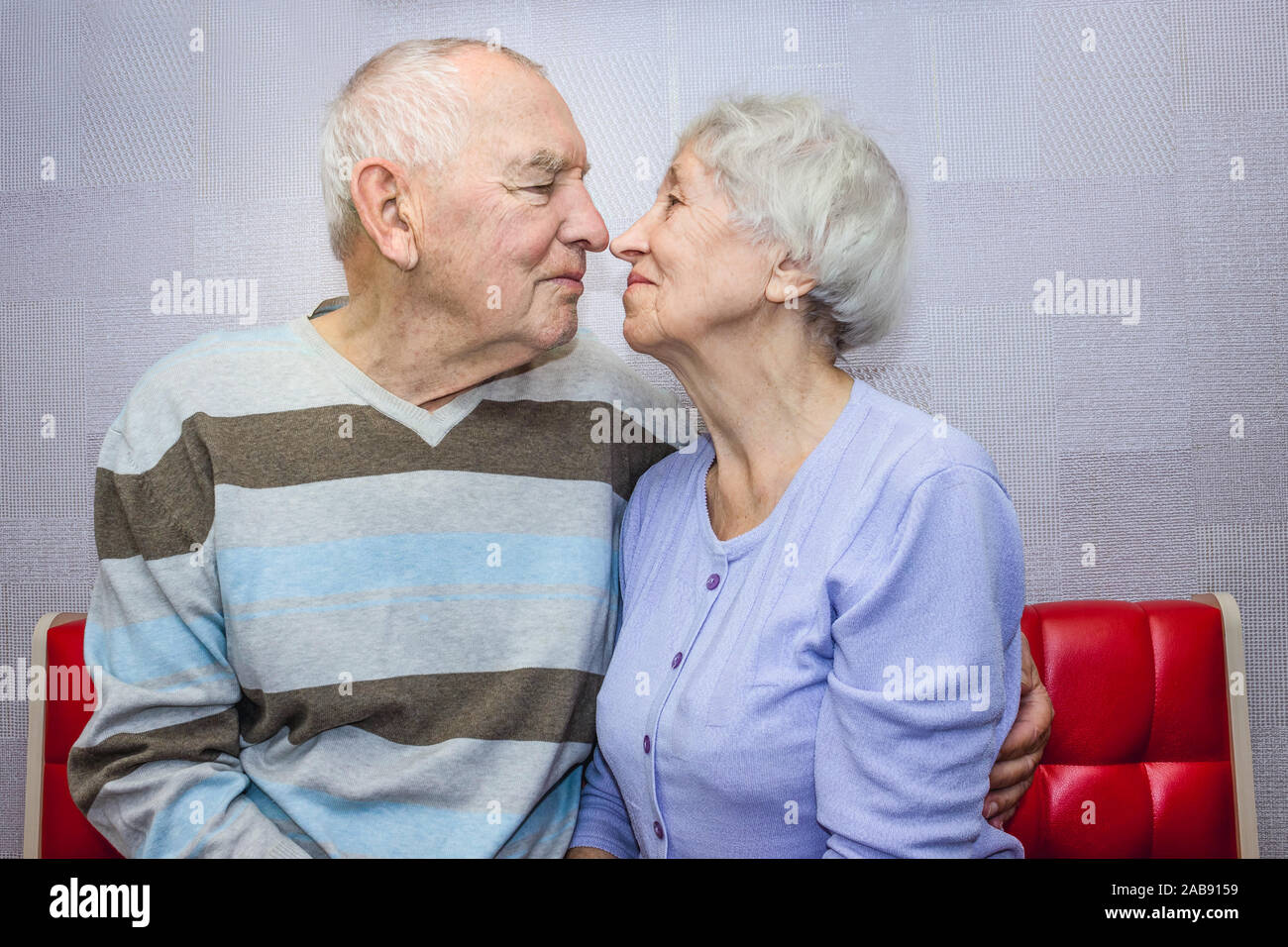 Happy senior old man and woman embracing, romantic family couple, love ...