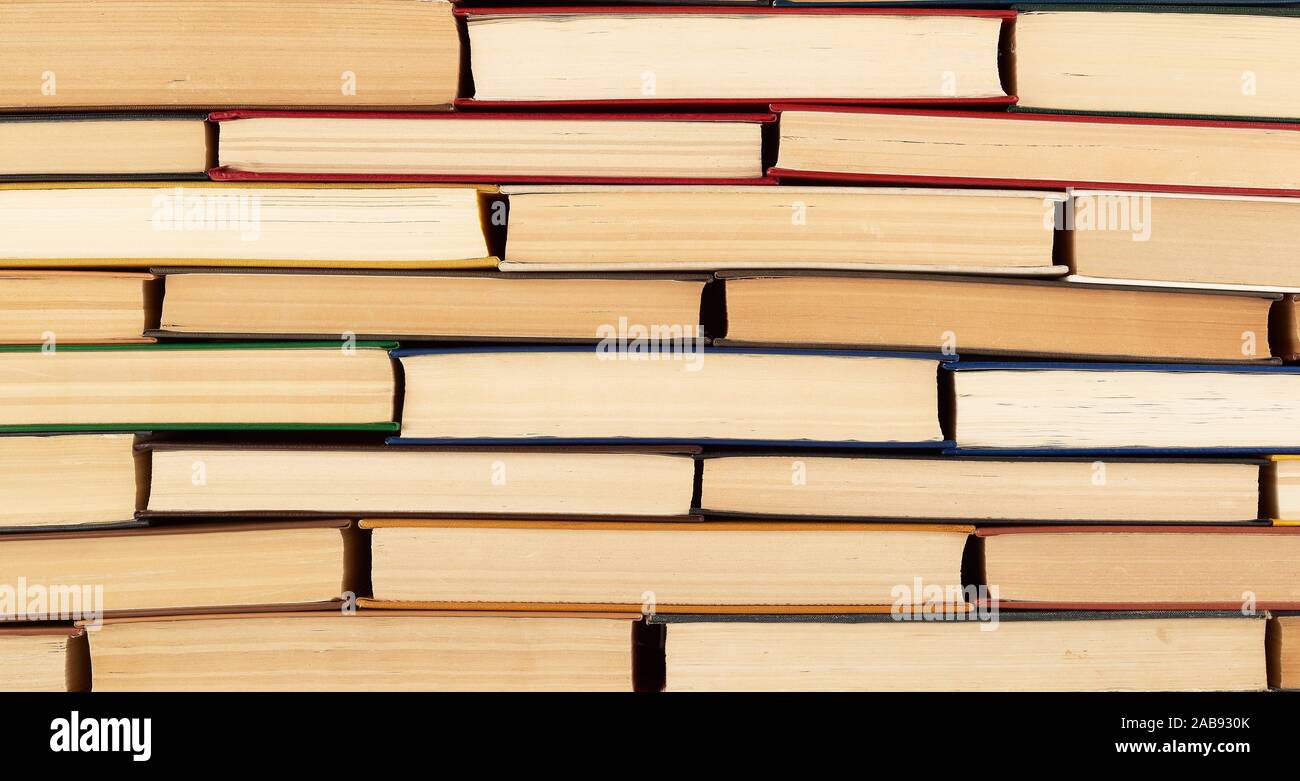 Empty library stacks hi-res stock photography and images - Alamy