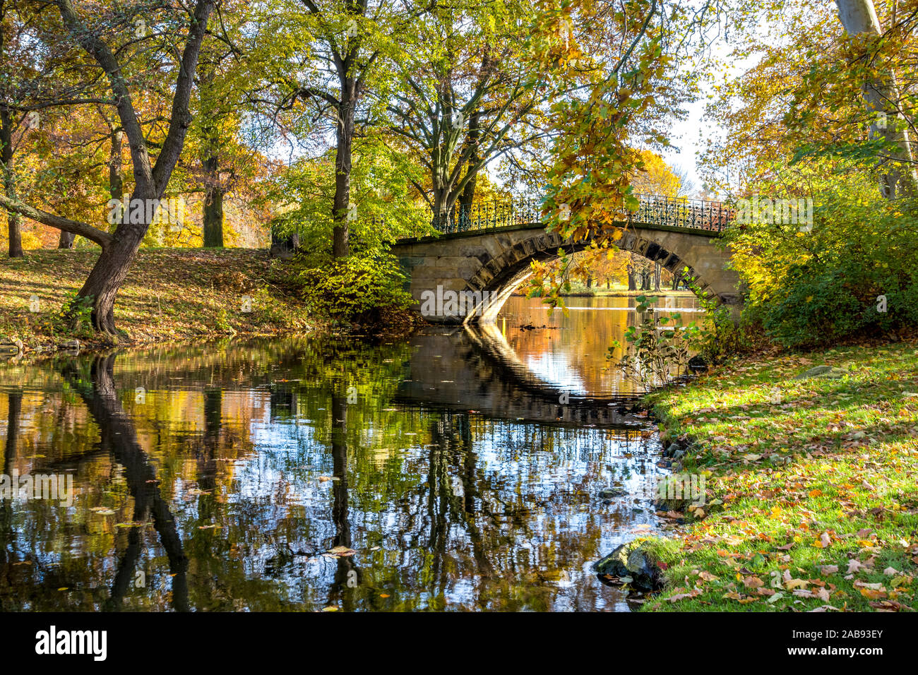 Historical garden hi-res stock photography and images - Alamy