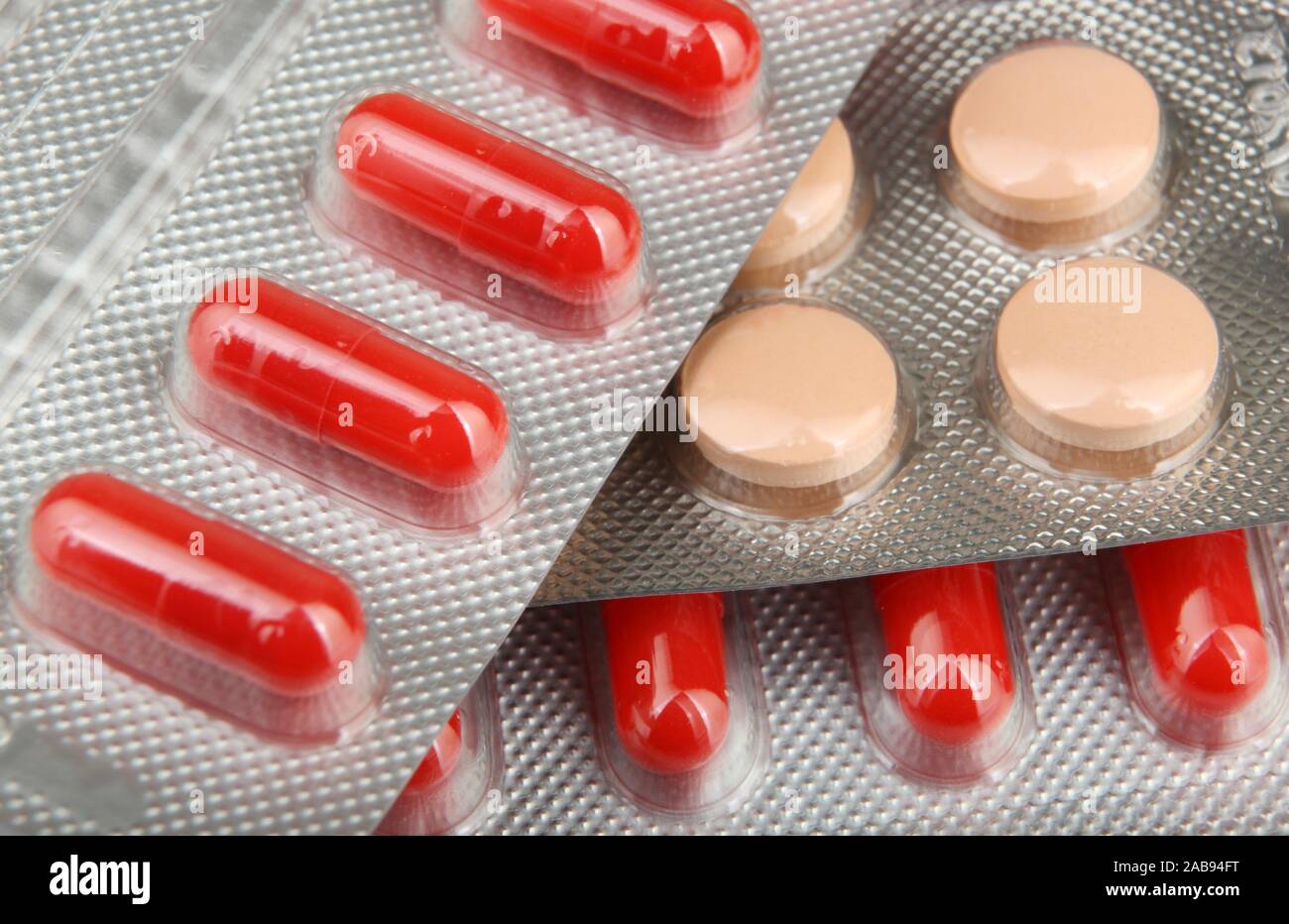 Ecstasy drug capsule hi-res stock photography and images - Alamy