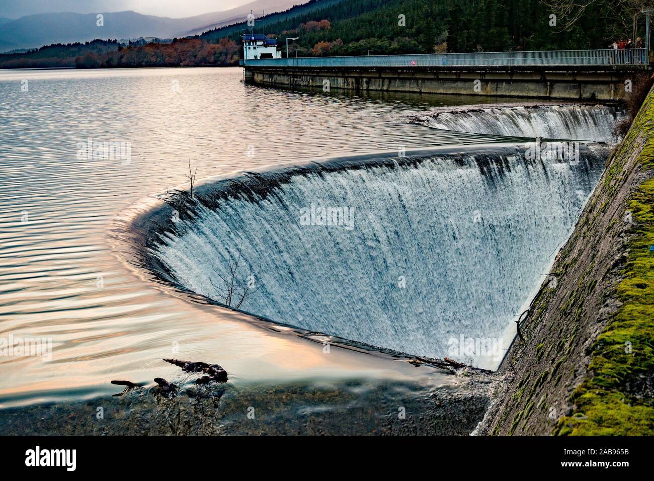 Water overflows hi-res stock photography and images - Alamy