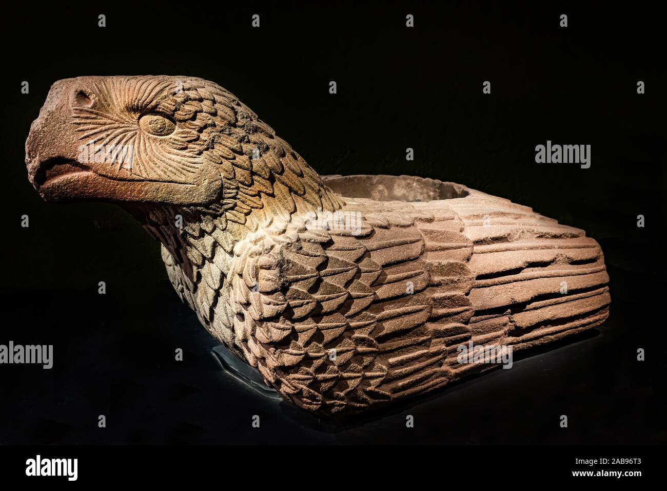 Aztec eagle carving hi-res stock photography and images - Alamy