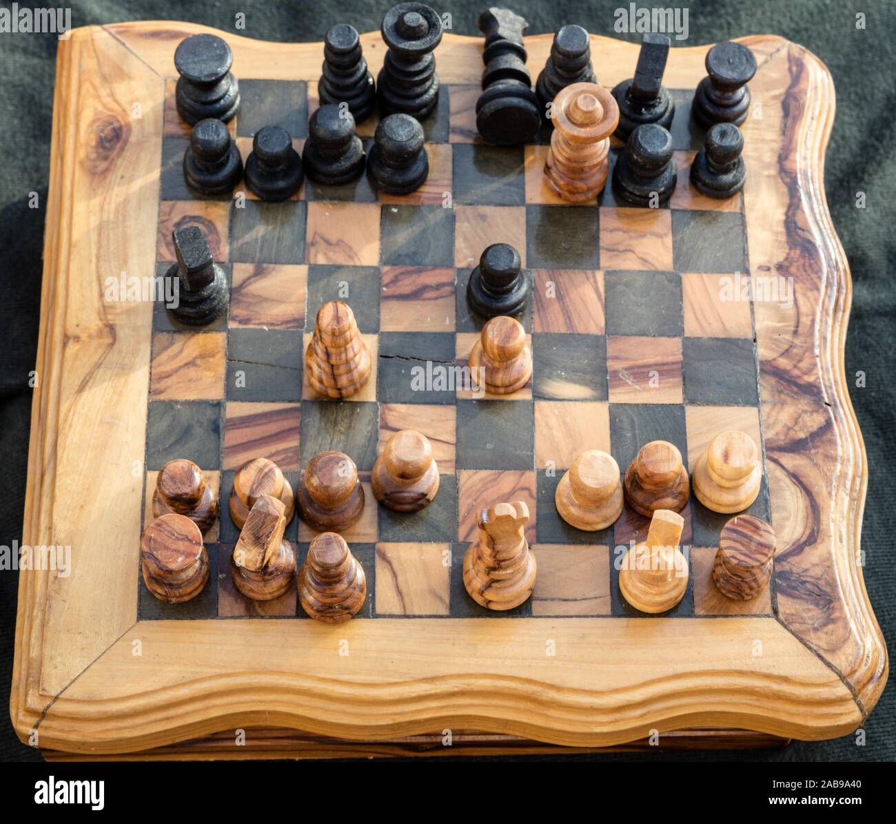 Chessboard checkmate hi-res stock photography and images - Alamy