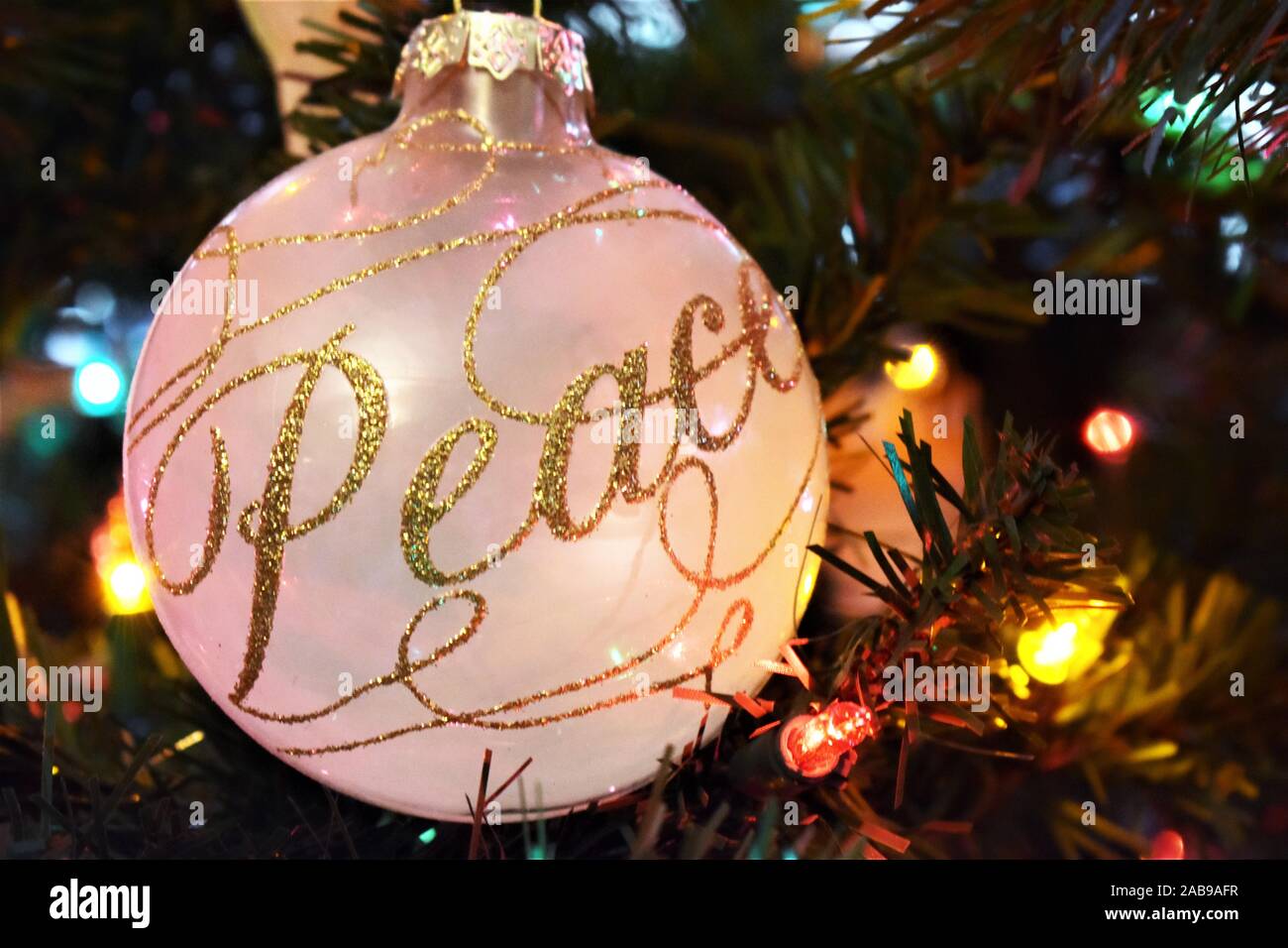 Peace christmas hi-res stock photography and images - Alamy