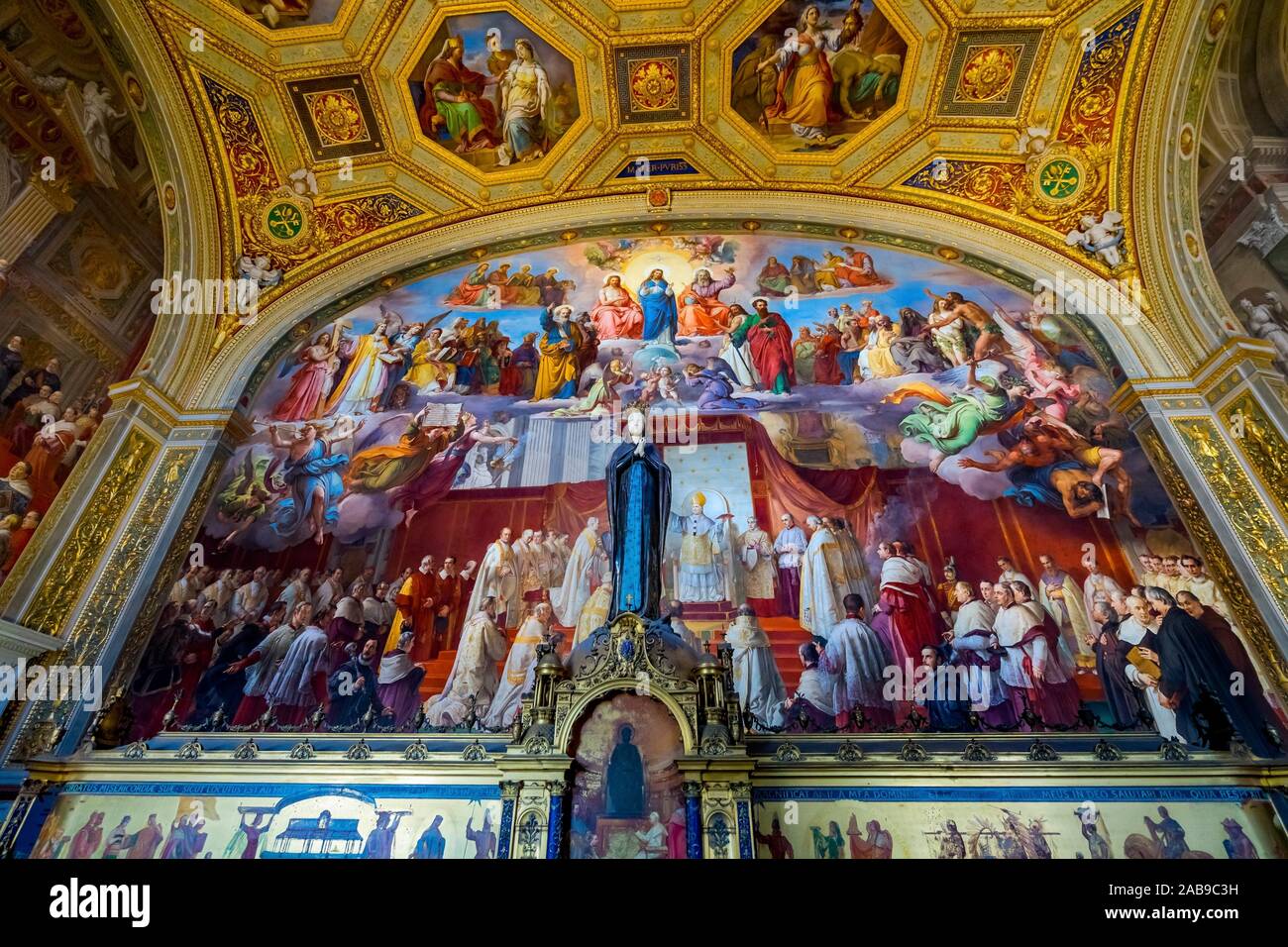 Virgin Mary Statue Italy High Resolution Stock Photography and Images ...