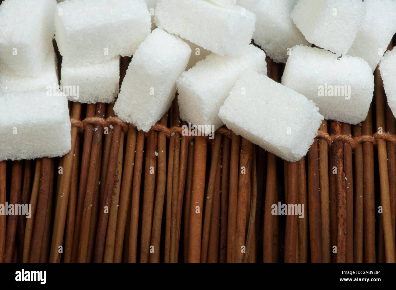 Sugar lumps studio hi-res stock photography and images - Alamy