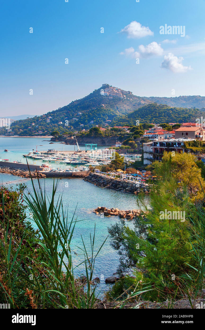 Castellabate hi-res stock photography and images - Alamy