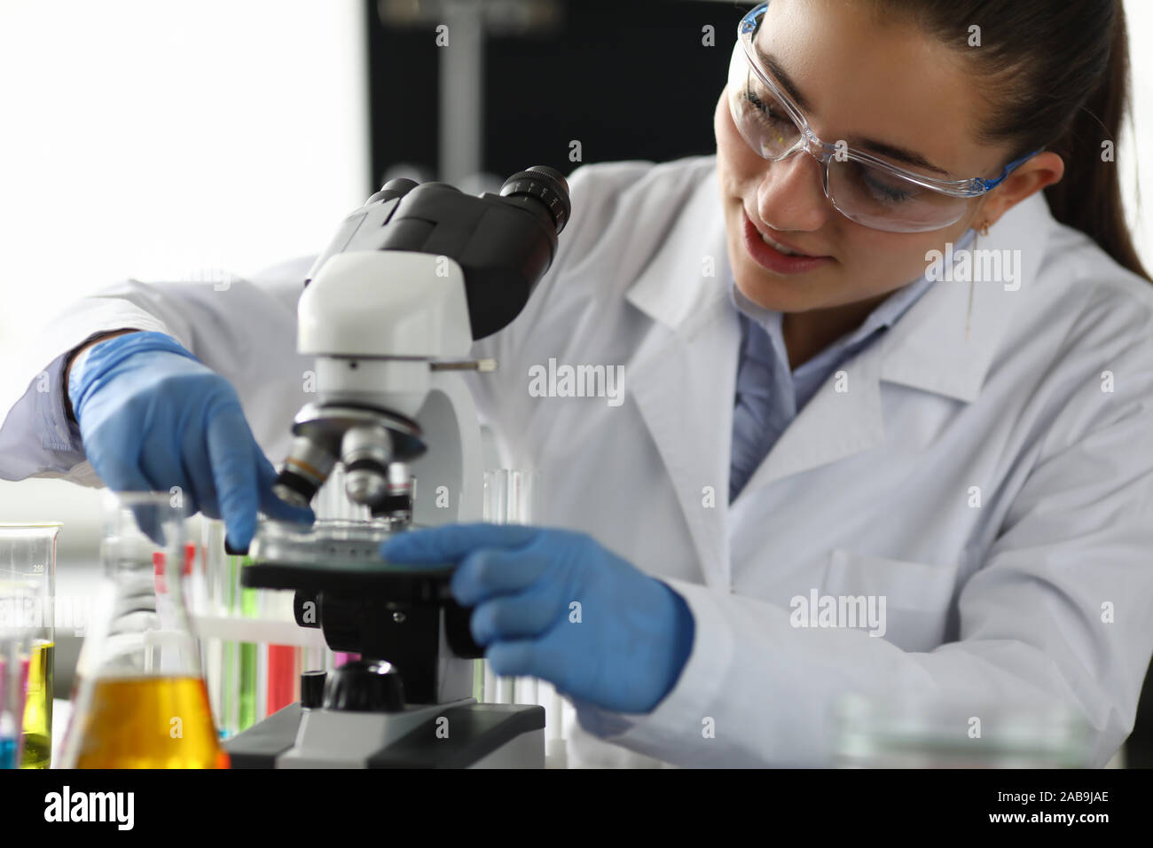 Sterile lab hi-res stock photography and images - Alamy