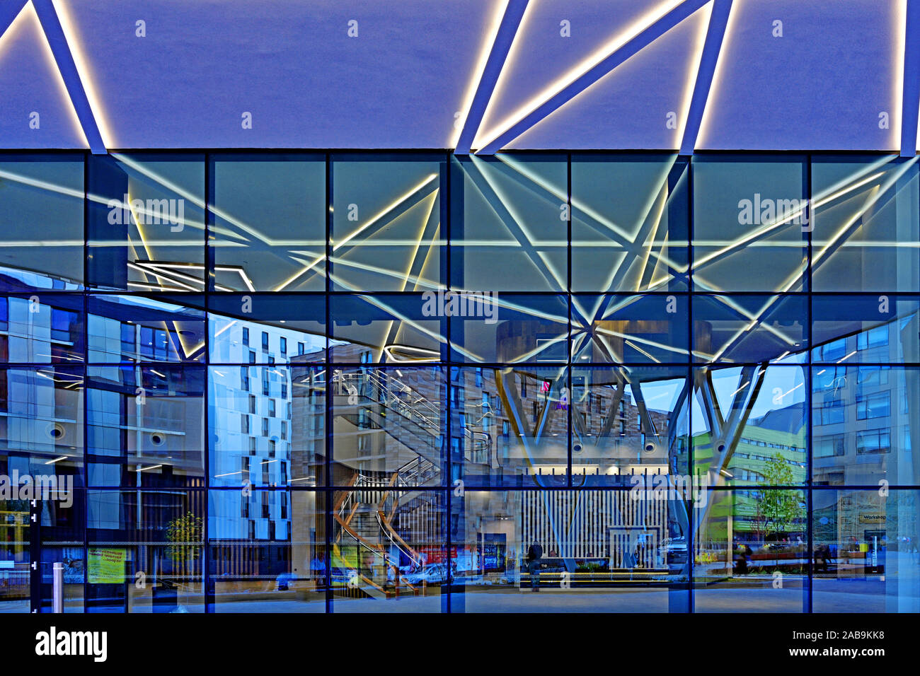 Newcastle university the catalyst hi-res stock photography and images ...