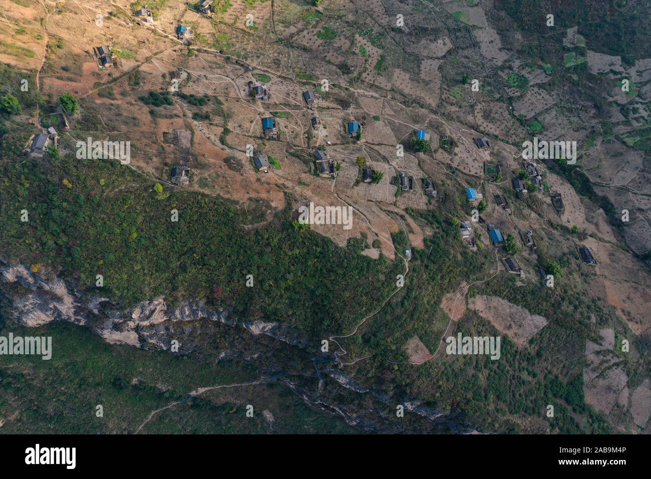 800 meter cliff on a steel ladder hi-res stock photography and images ...