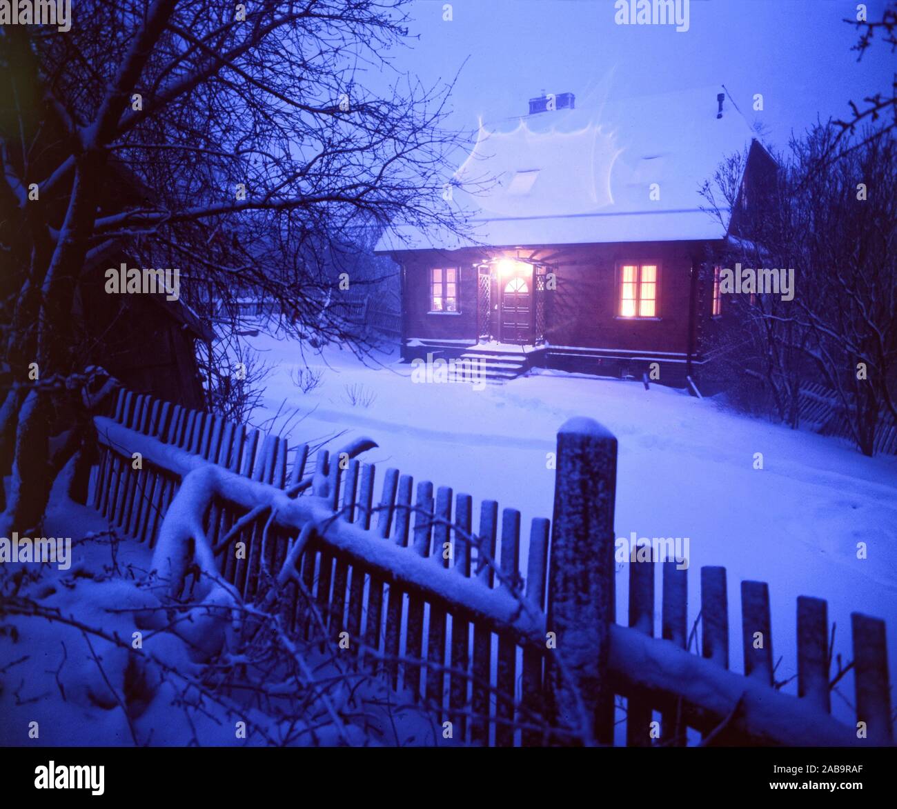 Villige house hi-res stock photography and images - Alamy