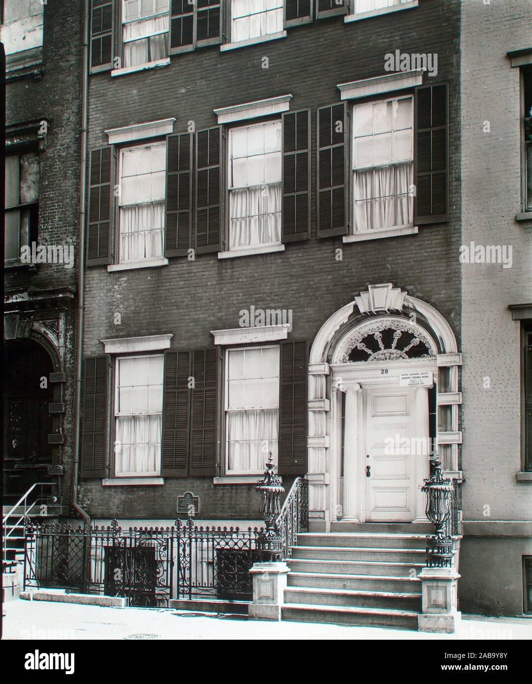 Merchant’s house museum new york hi-res stock photography and images ...