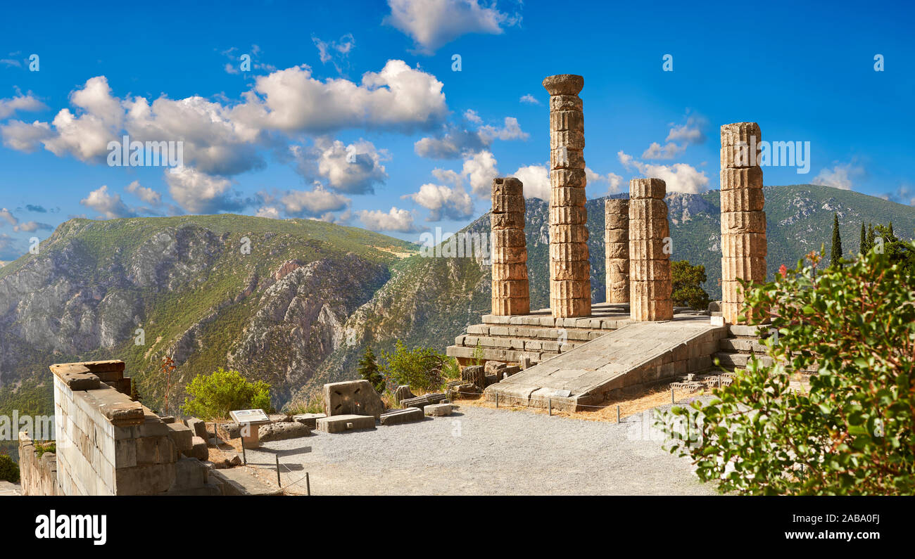 Oracle of apollo at delphi hi-res stock photography and images - Alamy