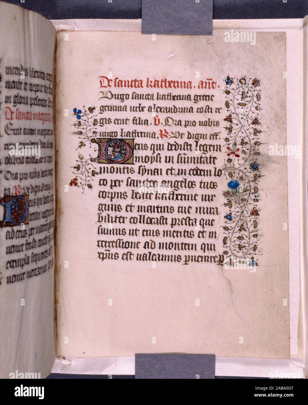 Medieval manuscript border hi-res stock photography and images - Alamy