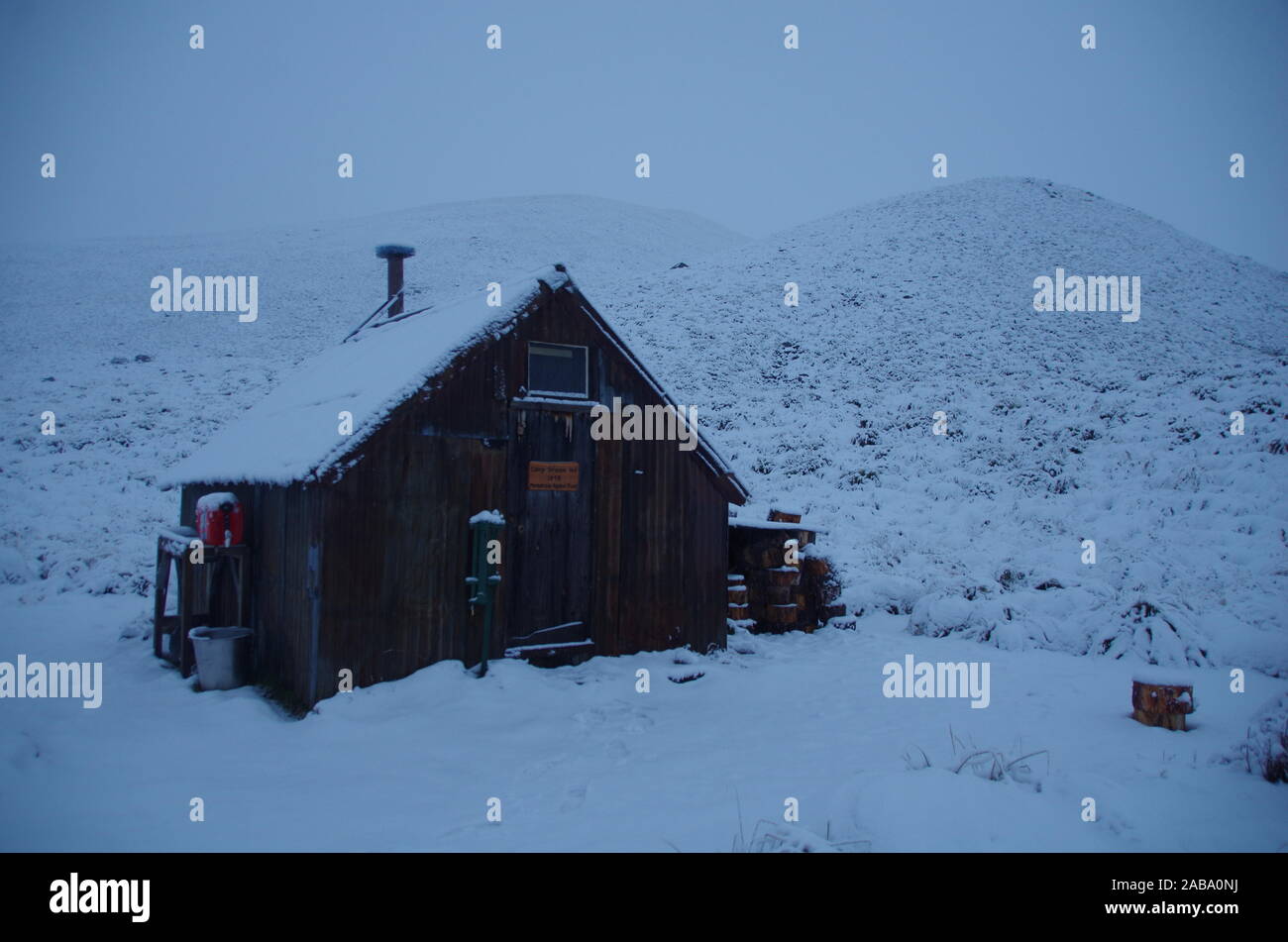 Camp Stream Hut snow. Te Araroa Trail. Two Thumb Track. Te Kahui ...