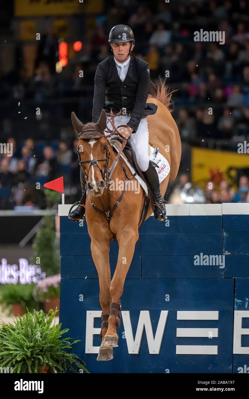 STUTTGART, GERMANY - NOVEMBER 17: Shane Breen (IRL) riding Ipswixh van ...