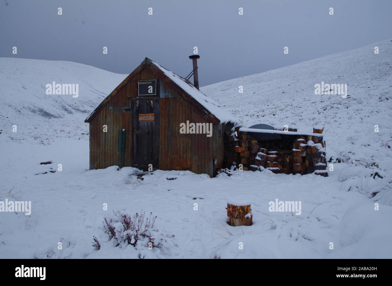Camp Stream Hut snow. Te Araroa Trail. Two Thumb Track. Te Kahui ...