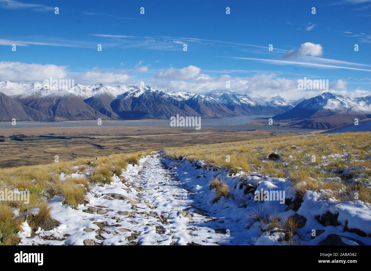 Te Araroa Trail. Two Thumb Track. Te Kahui Kaupeka Conservation Park ...