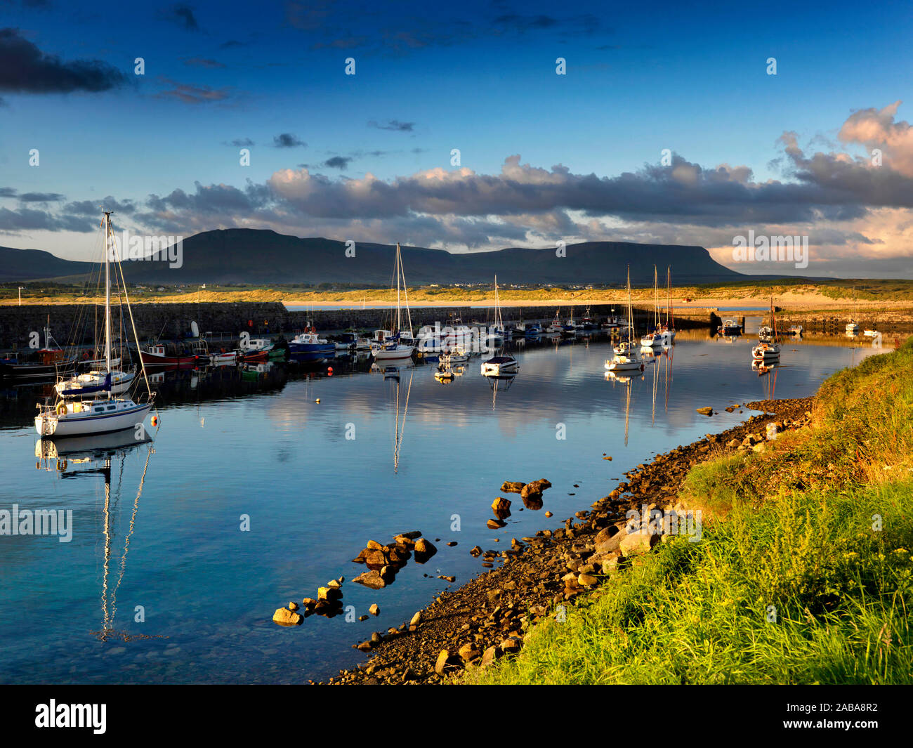 Mullaghmore beach hi-res stock photography and images - Alamy