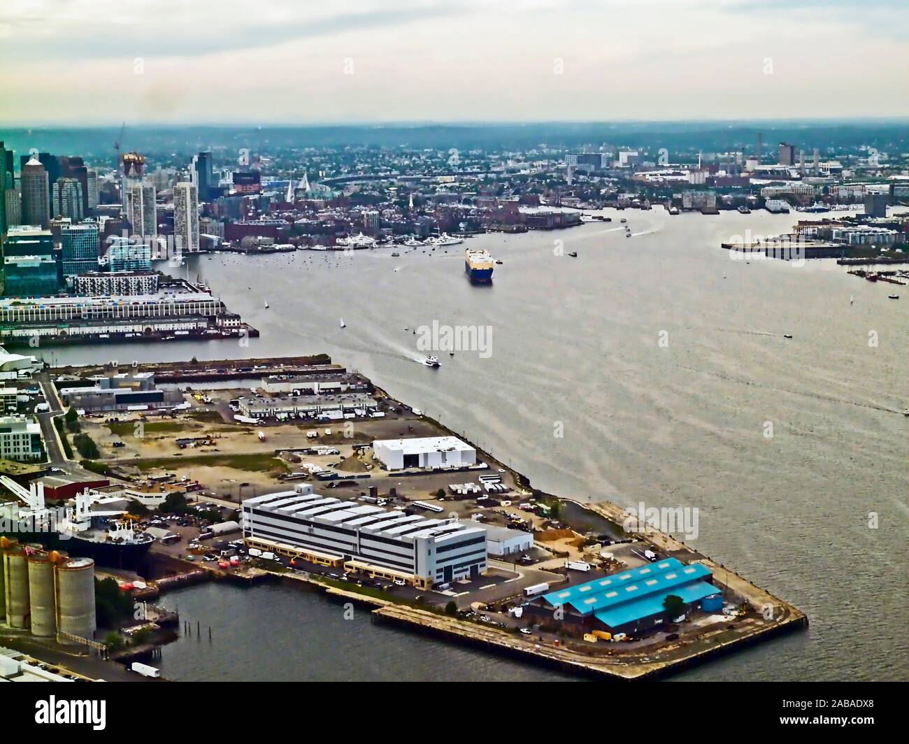 Harbor boston hi-res stock photography and images - Alamy