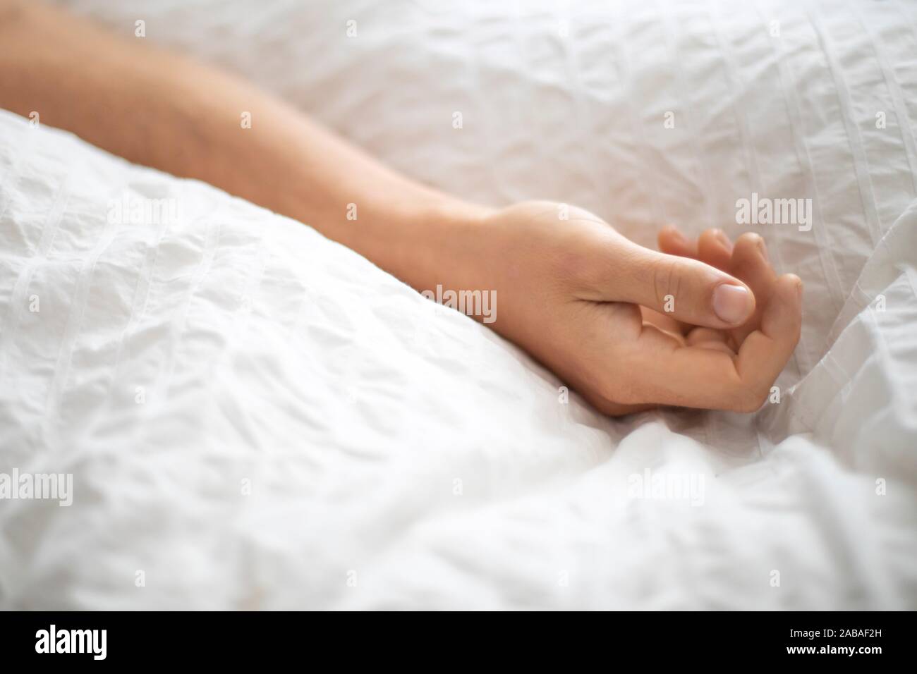 White linnen hi-res stock photography and images - Alamy