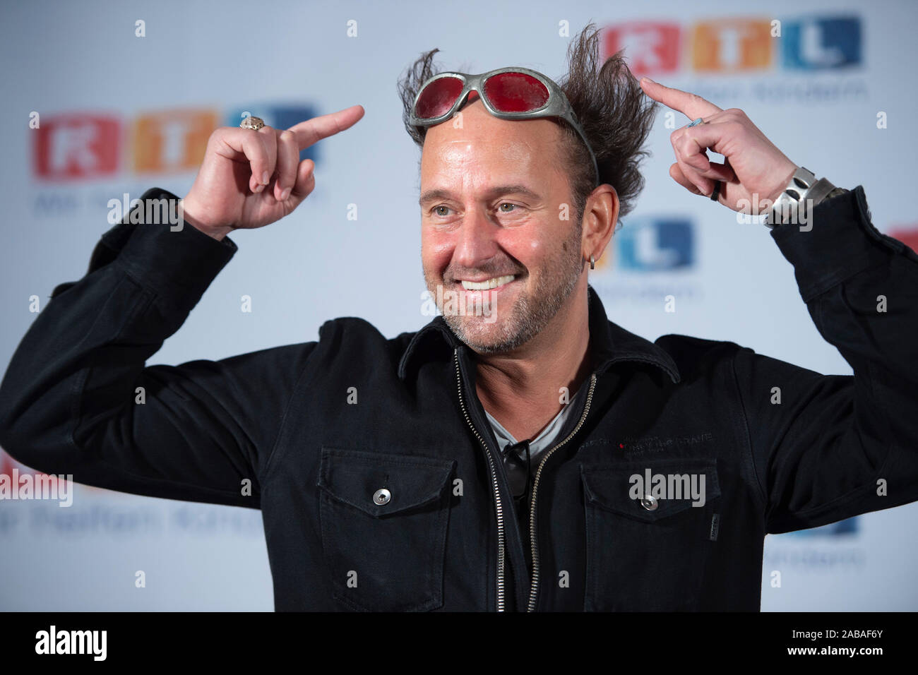 Tom LEHEL, presenter, portrait, portrait, portrait, cropped single ...