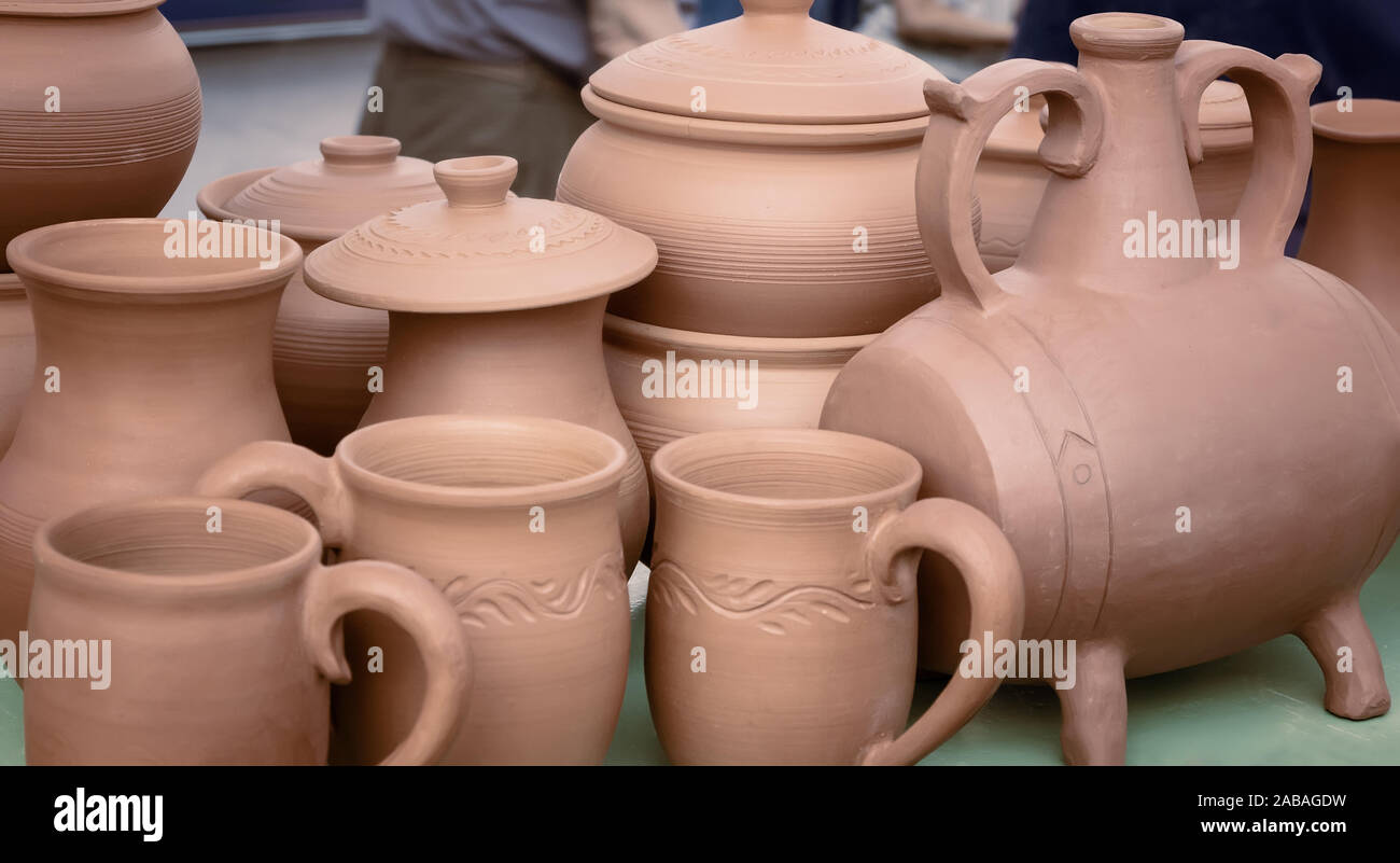 Handmade ceramic tableware is sold at the fair Stock Photo - Alamy