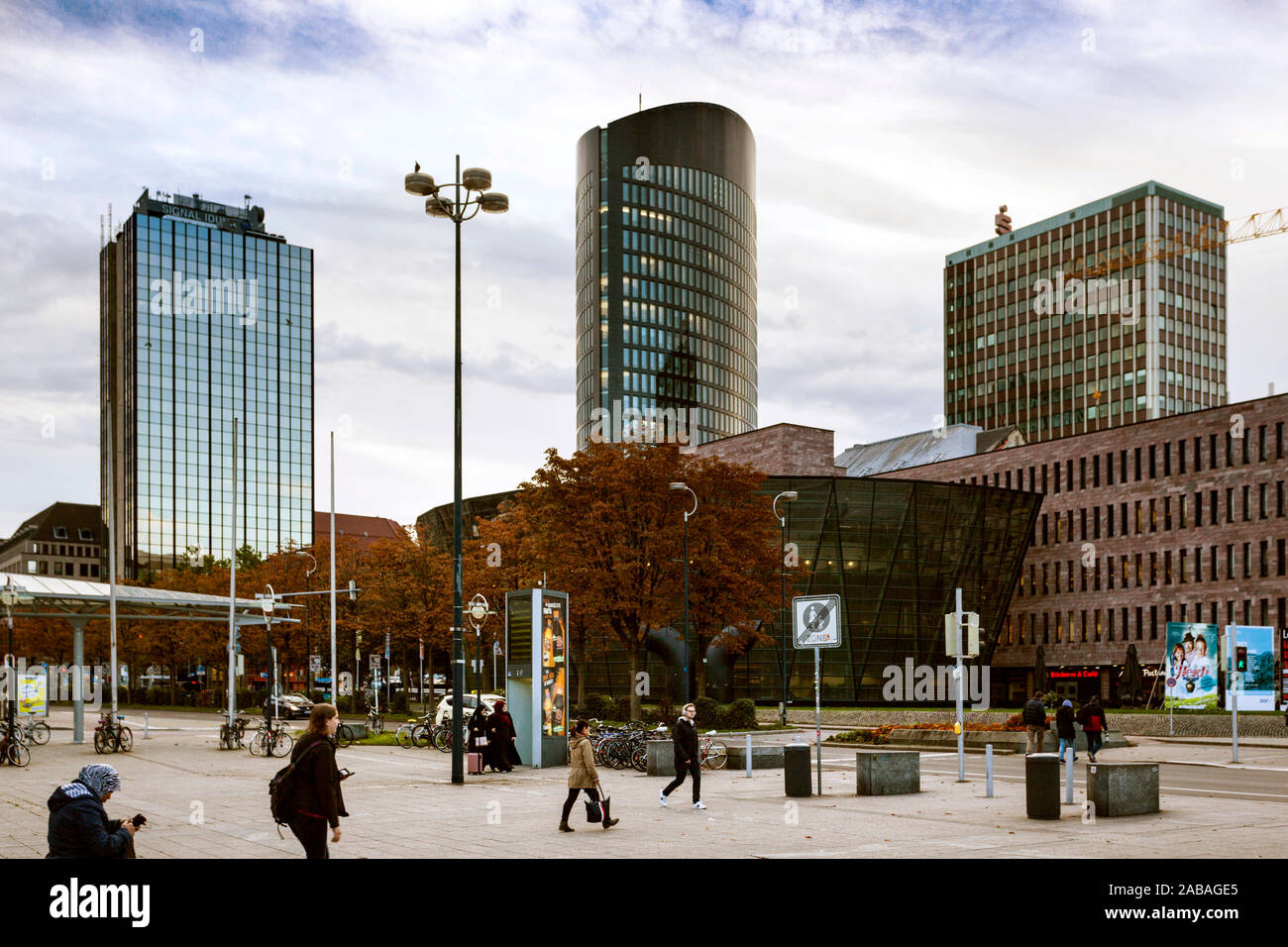 Rwe tower building hi-res stock photography and images - Alamy