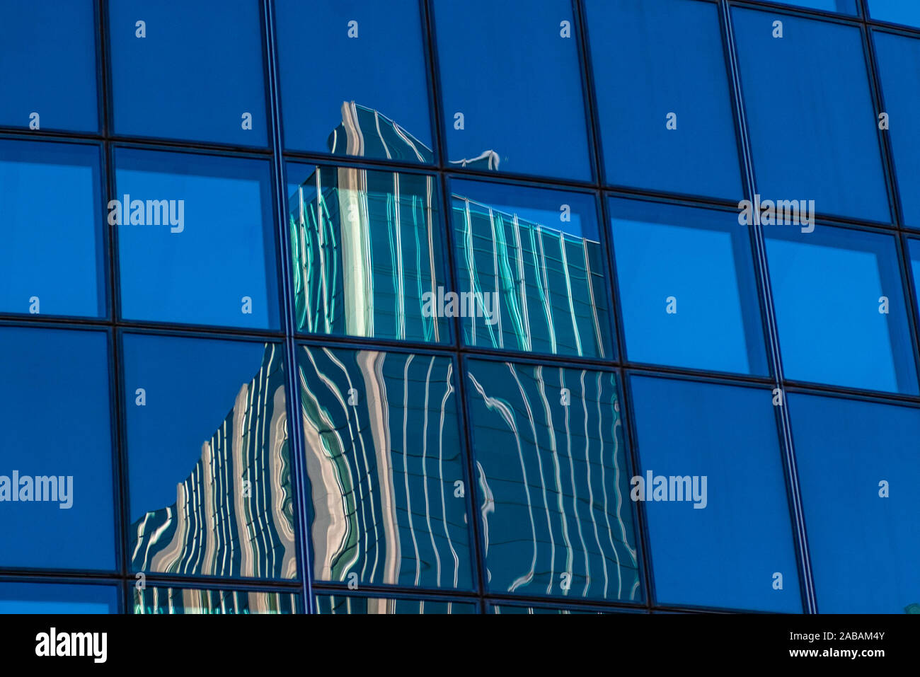 Abstract building images hi-res stock photography and images - Alamy