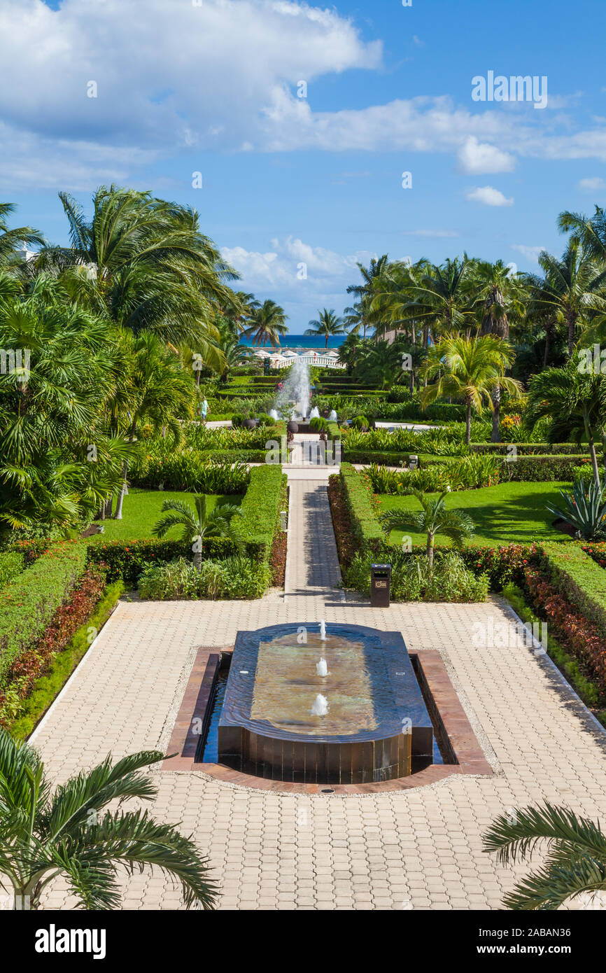 Tulum resort hi-res stock photography and images - Alamy