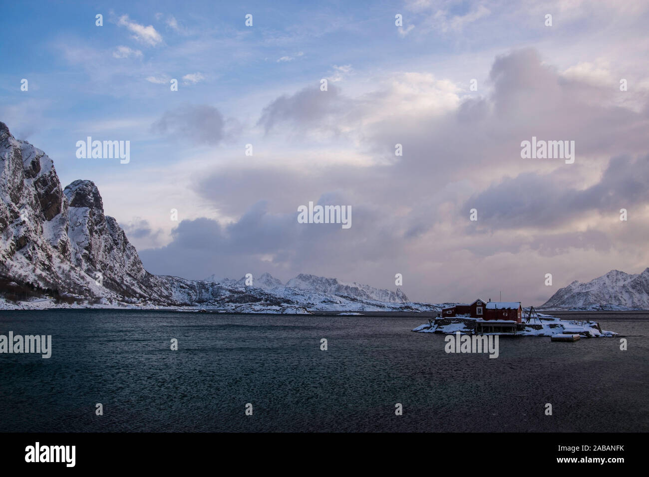 Svolvaer auf den Lofoten, Norwegen, im Winter Stock Photo - Alamy