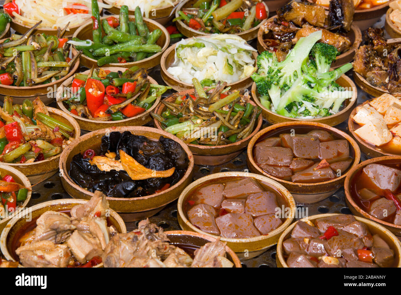 Marktstand mit Lebensmittel in Shanghai, China, Asien Stock Photo - Alamy