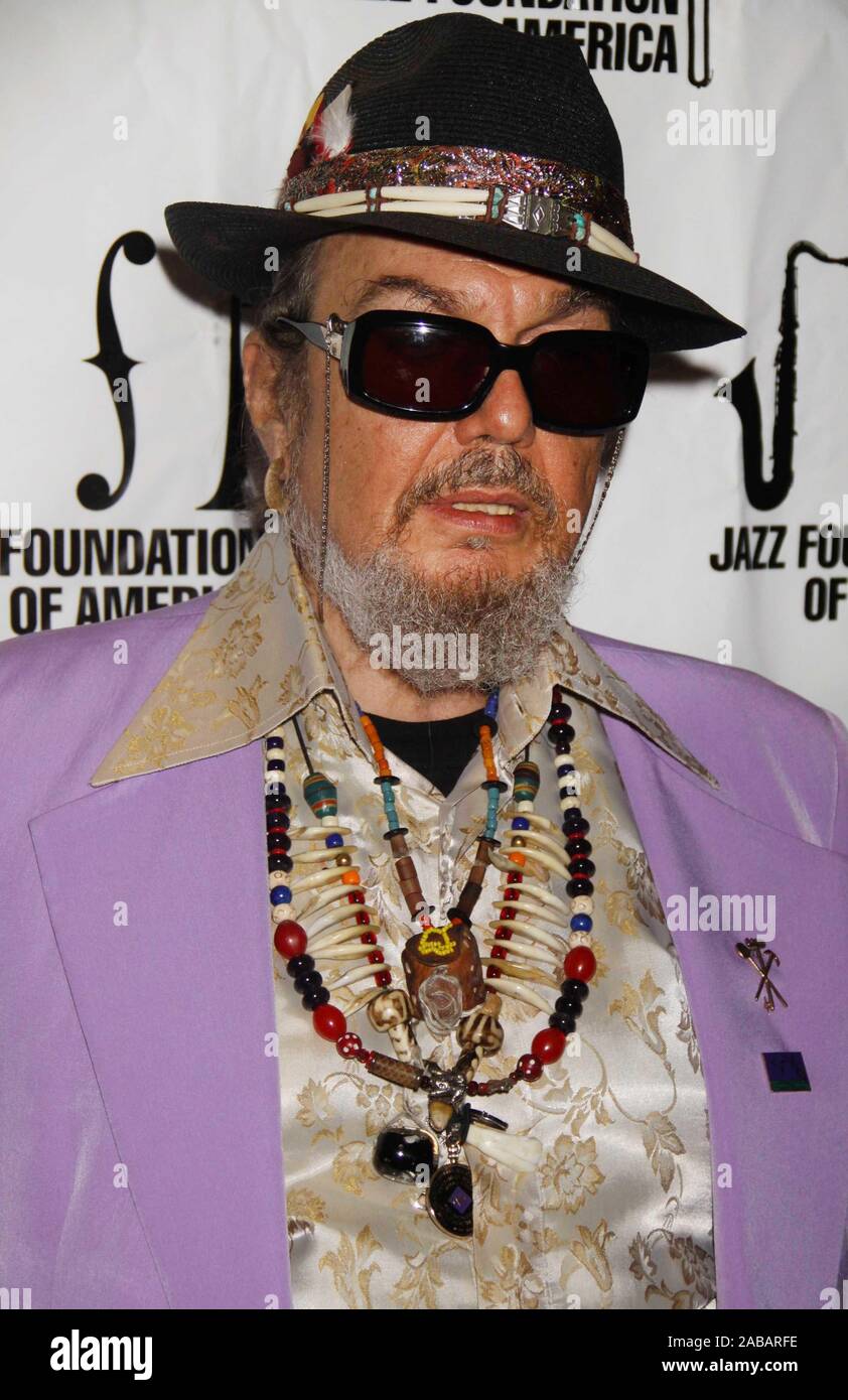 Dr barrett hi-res stock photography and images - Alamy