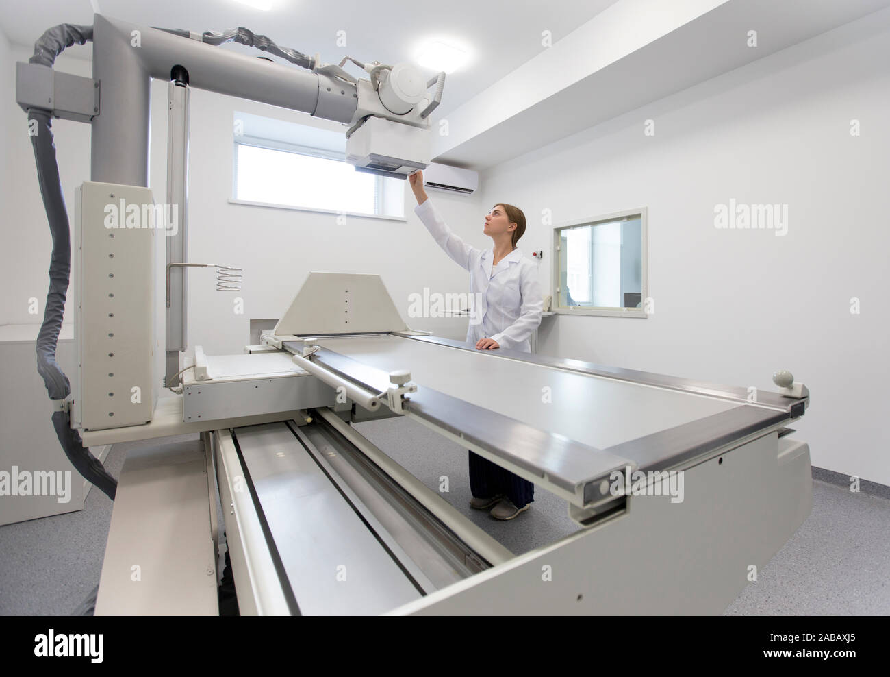 Modern x ray hi-res stock photography and images - Alamy
