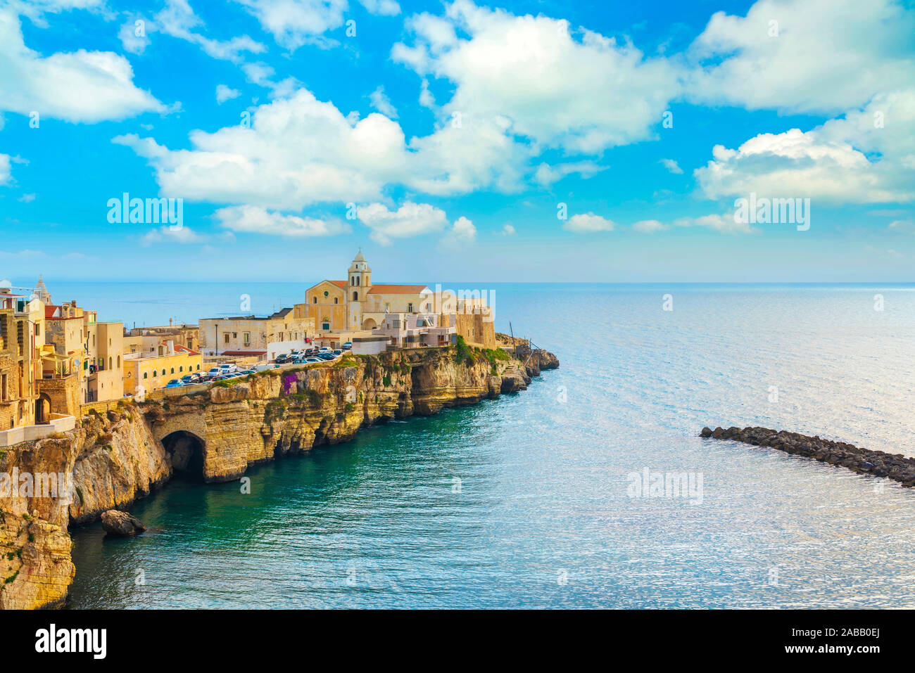 Vieste cathedral hi-res stock photography and images - Alamy